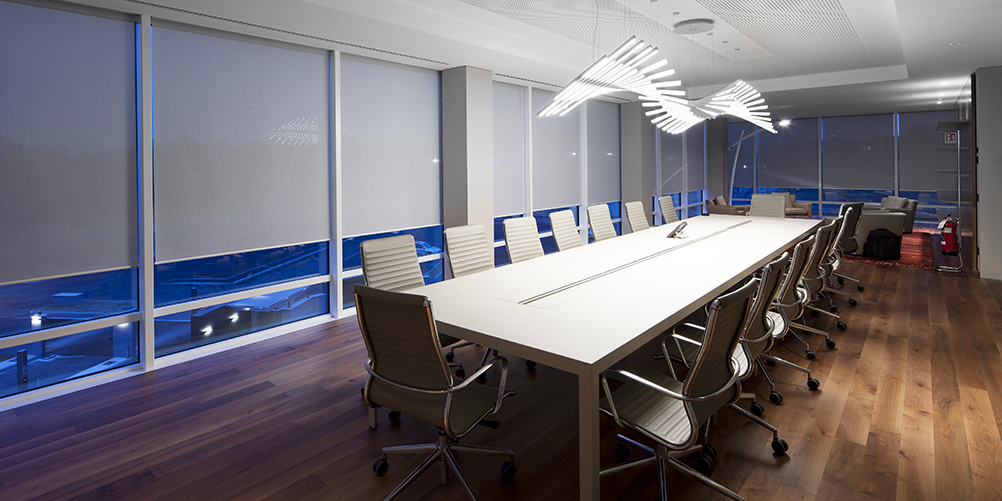 MFL Group Headquarters : Transparent blinds - Sunscreen Mermet